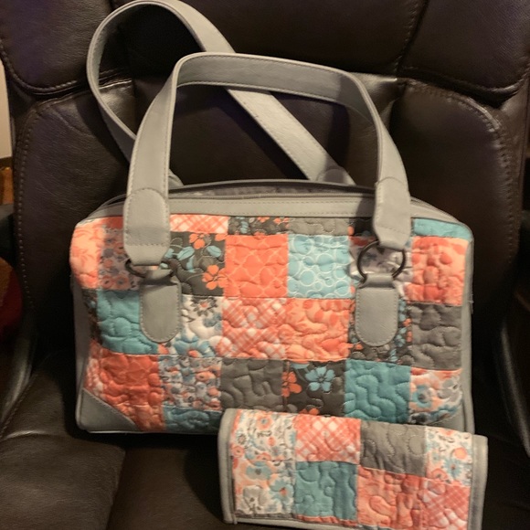 Donna Sharp | Bags | Donna Sharp Tess Shoulder Bag And Bifold Wallet ...